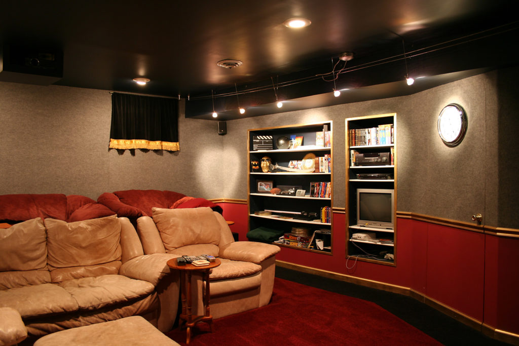 Seven Tips to Set Up a Mini Home Theater in your HDB Flat